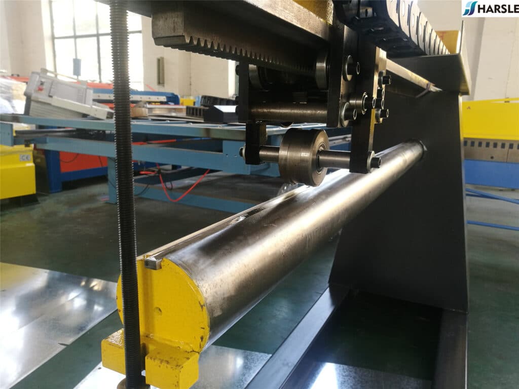 Round Duct Seam Forming Closer Machine - Duct Division